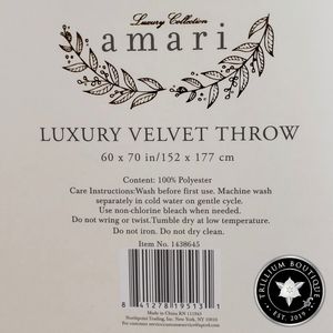 Amari | Bedding | Amari Luxury Collection Embossed Velvet Throw Nwt ...